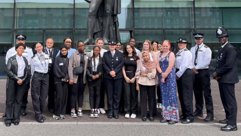 Met Police launch ‘MetGirlz’ to attract more female Constables – Unity ...